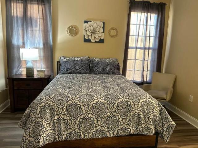 1 Br, 1 bath, Single Family 1227 Holley St