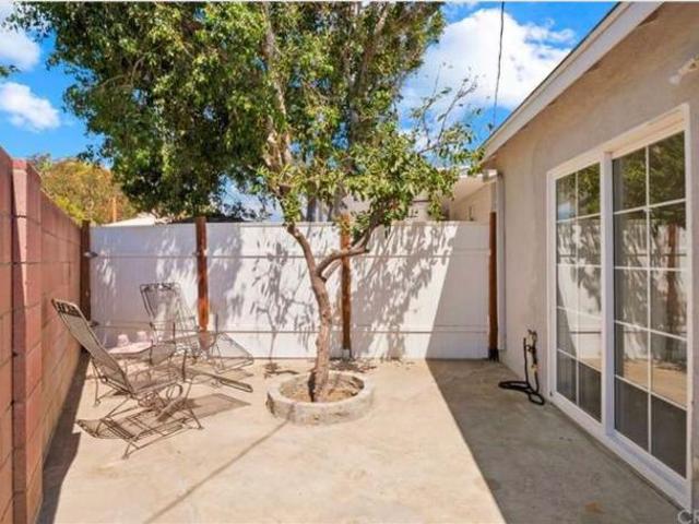 1 Br, 1 bath, Single Family 12609 Norris Ave