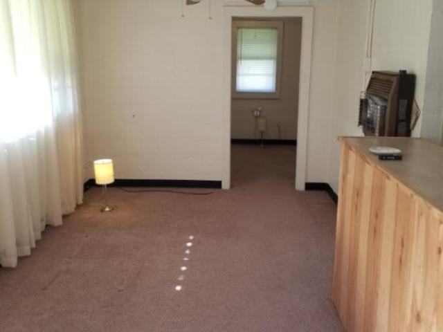 1 Br, 1 bath, Single Family 1302 1/2 Evans St