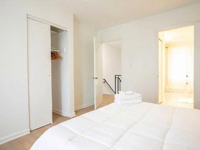1 Br, 1 bath, Single Family 1321 I St NE