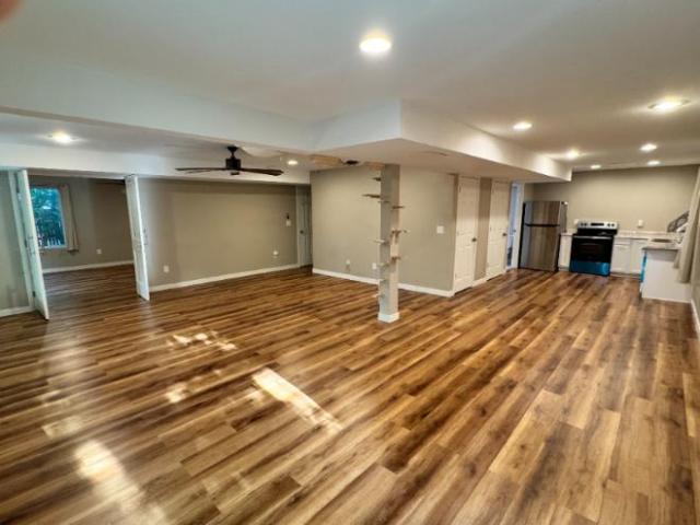 1 Br, 1 bath, Single Family 1355 E 100th Lane