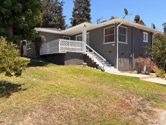 1 Br, 1 bath, Single Family 2404 Wetherhead Dr