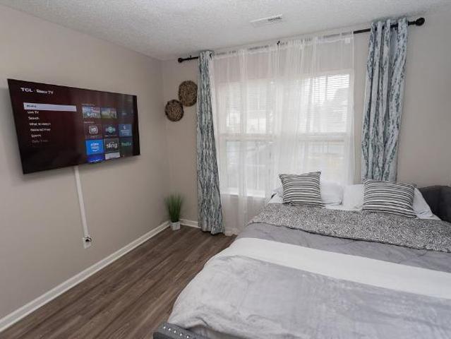 1 Br, 1 bath, Single Family 2419 Smugglers Ct