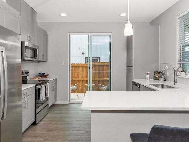 1 Br, 1 bath, Single Family 2451 Eaton St