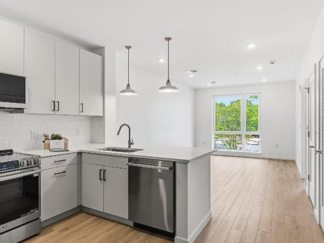 1 Br, 1 bath, Single Family 2454 Lafayette Road