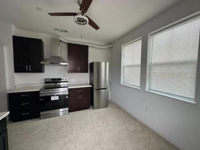1 Br, 1 bath, Single Family 2812 Rabbit Hollow Dr
