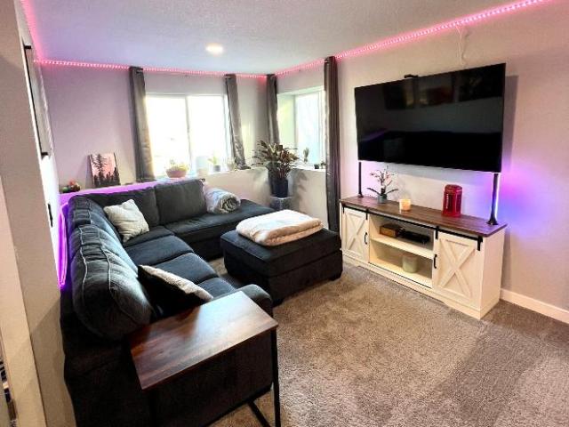 1 Br, 1 bath, Single Family 2901 E 107th Court