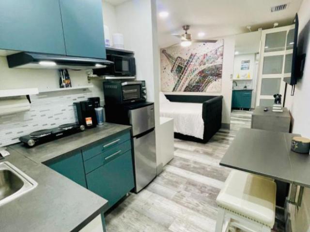 1 Br, 1 bath, Single Family 201 Ne 28th Terrace