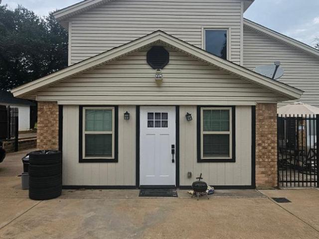 1 Br, 1 bath, Single Family 2020 Oakmeadow St