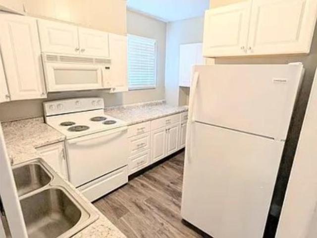 1 Br, 1 bath, Single Family 206 W 13th Ave