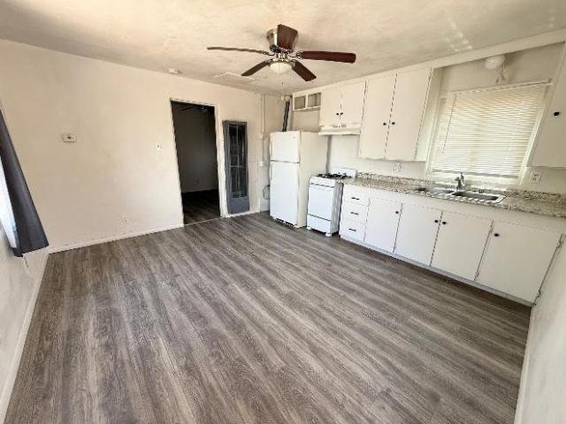 1 Br, 1 bath, Single Family 208 Chama St NE