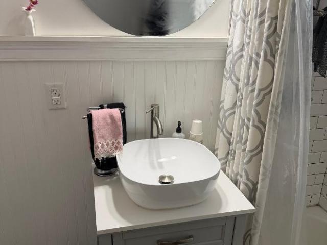 1 Br, 1 bath, Single Family 209 Academy Street