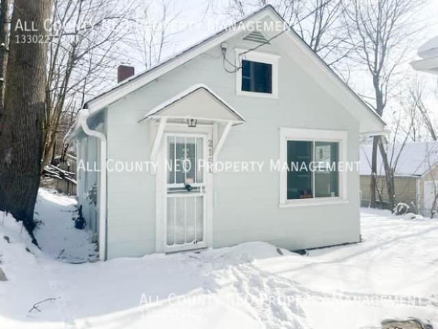 1 Br, 1 bath, Single Family 2161 13th St SW
