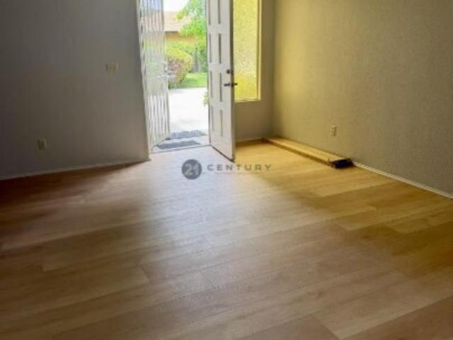 1 Br, 1 bath, Single Family 2207 Woodberry Avenue