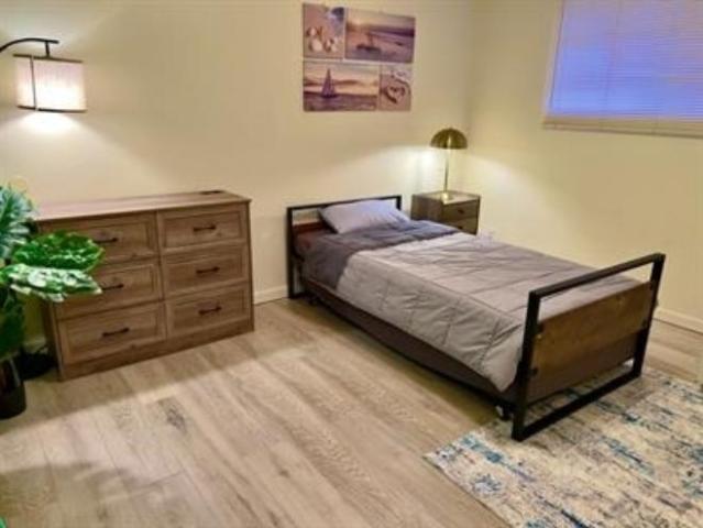 1 Br, 1 bath, Single Family 2210 Campus Drive