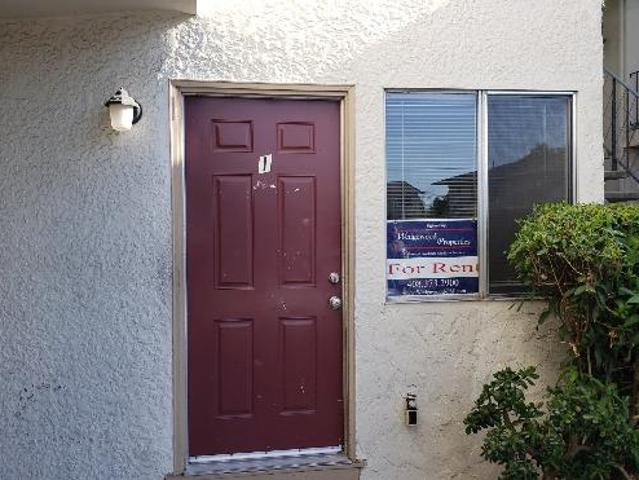 1 Br, 1 bath, Single Family 2242 Shamrock Dr