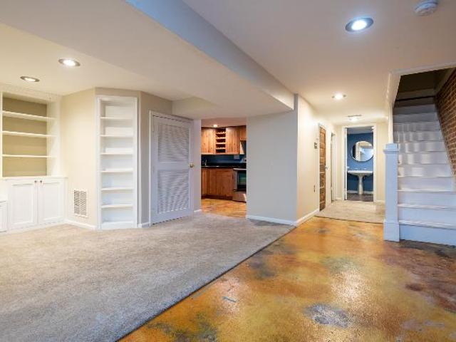 1 Br, 1 bath, Single Family 226 Rhode Island Ave Nw