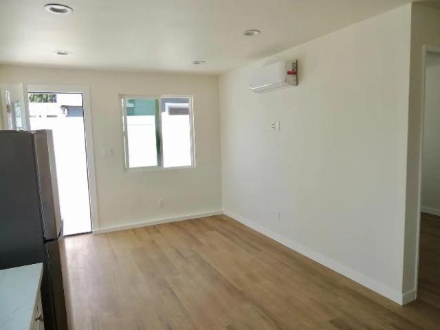 1 Br, 1 bath, Single Family 22851 Valerio St
