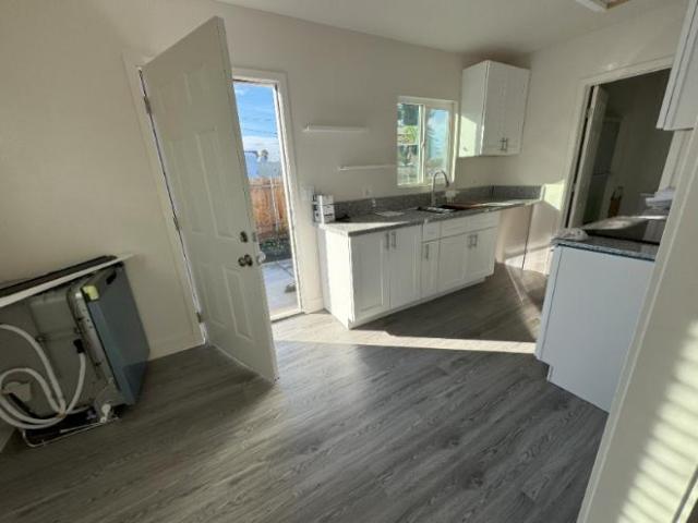 1 Br, 1 bath, Single Family 2300 Brundage Lane