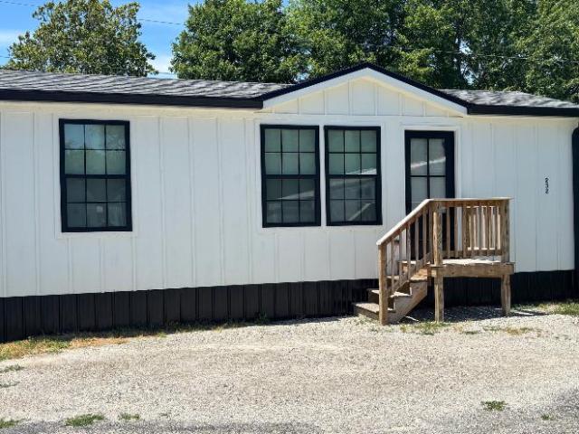 1 Br, 1 bath, Single Family 232 Bank Street