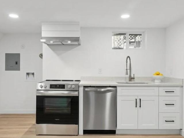 1 Br, 1 bath, Single Family 2395 Nome Street