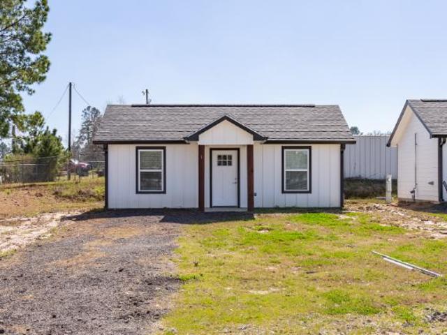 1 Br, 1 bath, Single Family 353 Fm