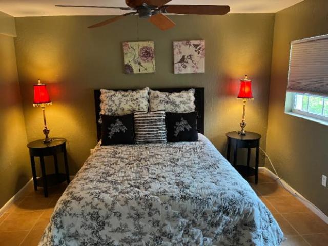 1 Br, 1 bath, Single Family 3520 23rd Ave S W