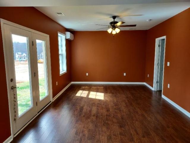1 Br, 1 bath, Single Family 3556 Wardell Crest