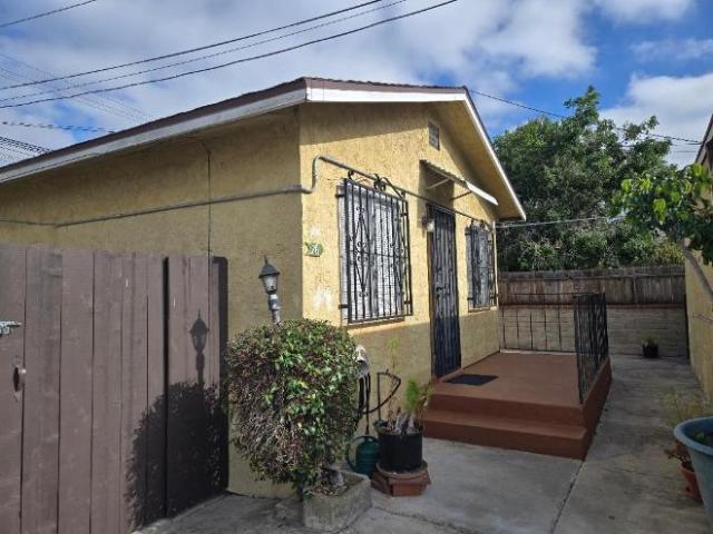 1 Br, 1 bath, Single Family 3576 Grim Avenue