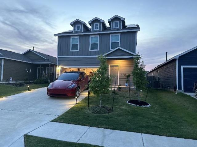 1 Br, 1 bath, Single Family 363 Geode Gln