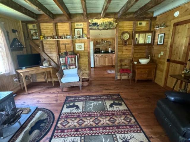 1 Br, 1 bath, Single Family 369 Lawson Rd