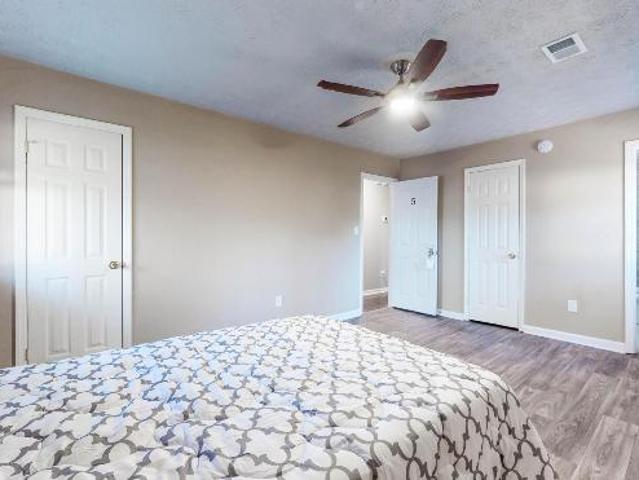 1 Br, 1 bath, Single Family 383 Wesley Park