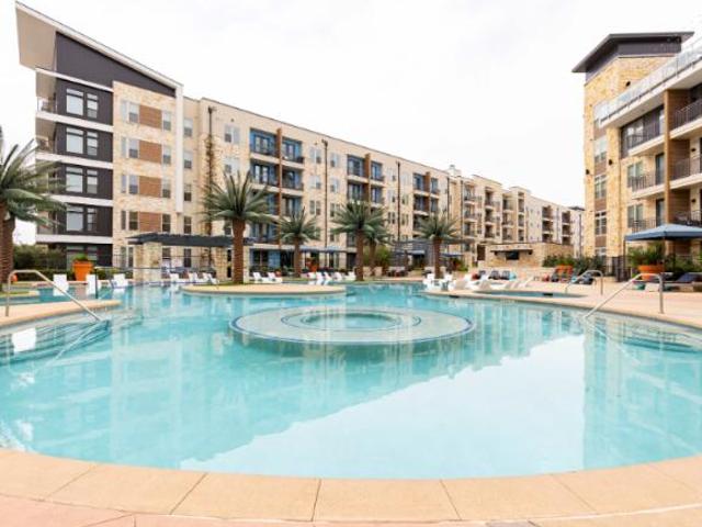 1 Br, 1 bath, Single Family 3801 Vitruvian Way