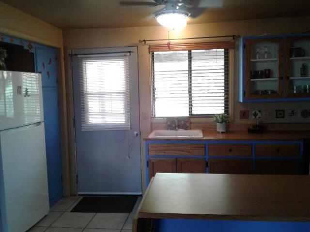 1 Br, 1 bath, Single Family 386 S La Canada Unit C