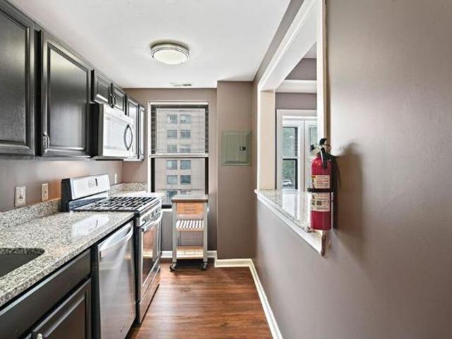 1 Br, 1 bath, Single Family 3900 14th St NW
