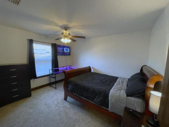 1 Br, 1 bath, Single Family 3002 Oakley