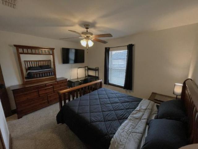 1 Br, 1 bath, Single Family 3002 Oakley