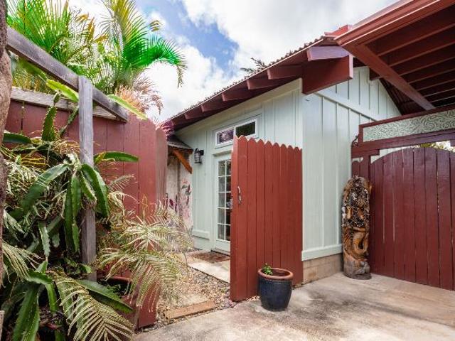 1 Br, 1 bath, Single Family 308 Awakea Rd