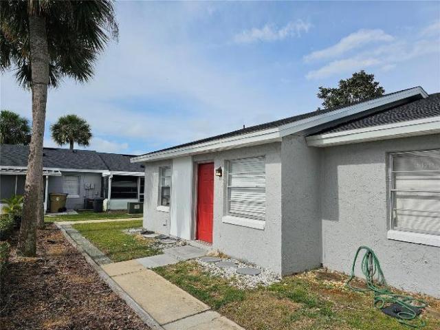 1 Br, 1 bath, Single Family 30 Lake Villa Way