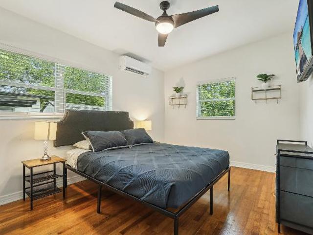 1 Br, 1 bath, Single Family 318 East Jersey Street