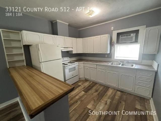 1 Br, 1 bath, Single Family 33121 County Road 512