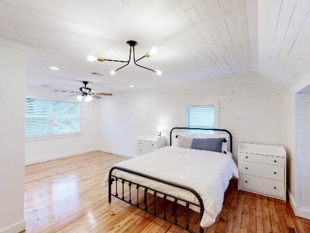 1 Br, 1 bath, Single Family 3327 Sims St