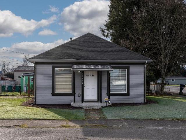 1 Br, 1 bath, Single Family 33450 Southwest Hall Street