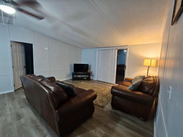 1 Br, 1 bath, Single Family 4401 Keowee Rd