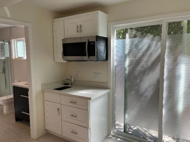 1 Br, 1 bath, Single Family 4512 Darcelle Dr