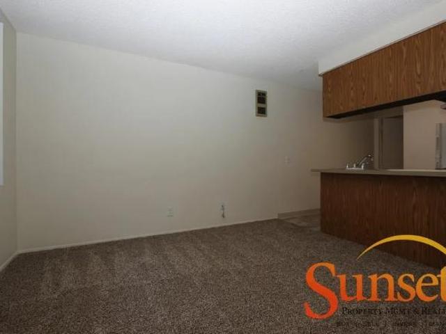 1 Br, 1 bath, Single Family 4575 Idaho Street