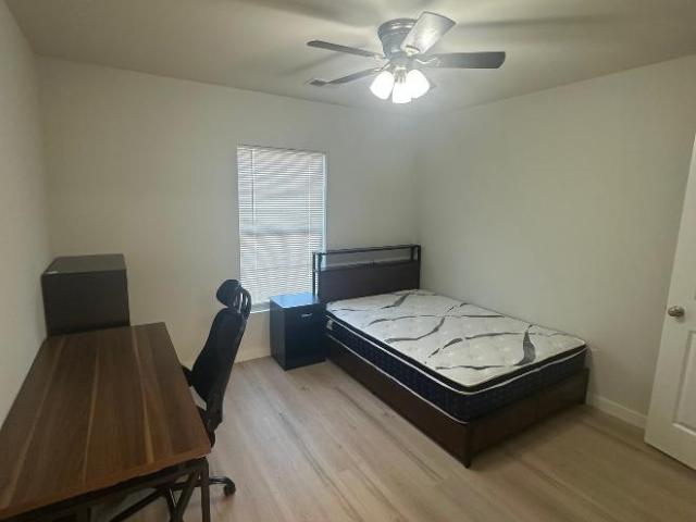 1 Br, 1 bath, Single Family 462 Camellia Bloom Dr