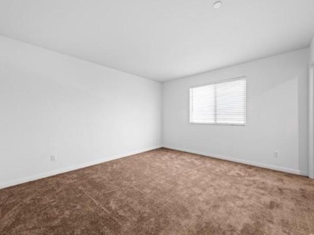1 Br, 1 bath, Single Family 4790 Preston St