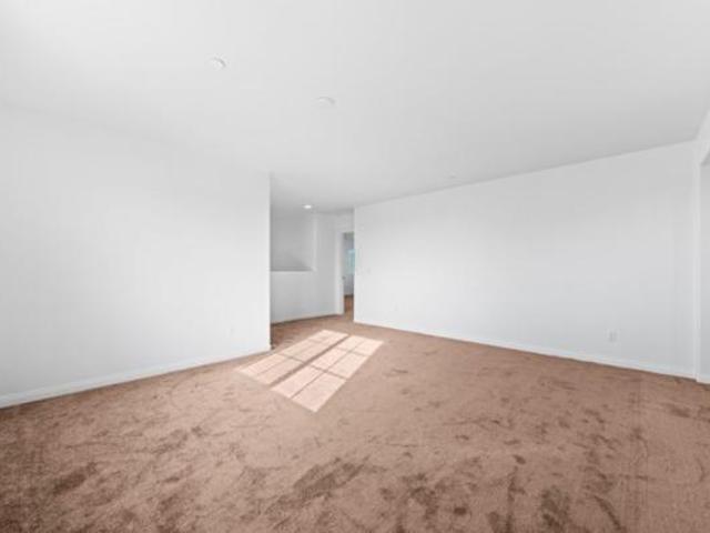 1 Br, 1 bath, Single Family 4790 Preston St