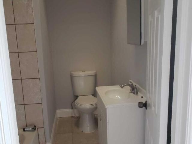 1 Br, 1 bath, Single Family 4936 North 17th Street